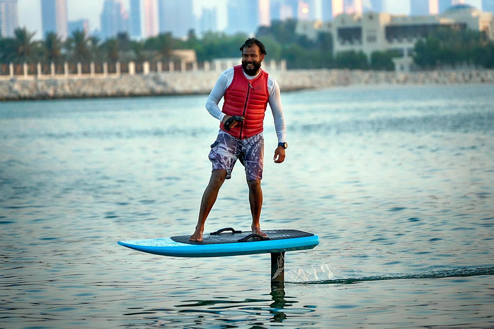 A Beginner's Guide to the eFoil Learning Process